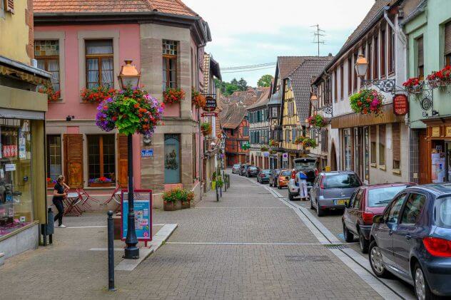 Besuchen Sie Bouxwiller im Elsass und die schmucken Fachwerkhäuser ...